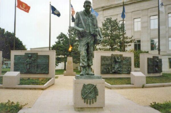 Community Monuments | Willis Granite Monuments